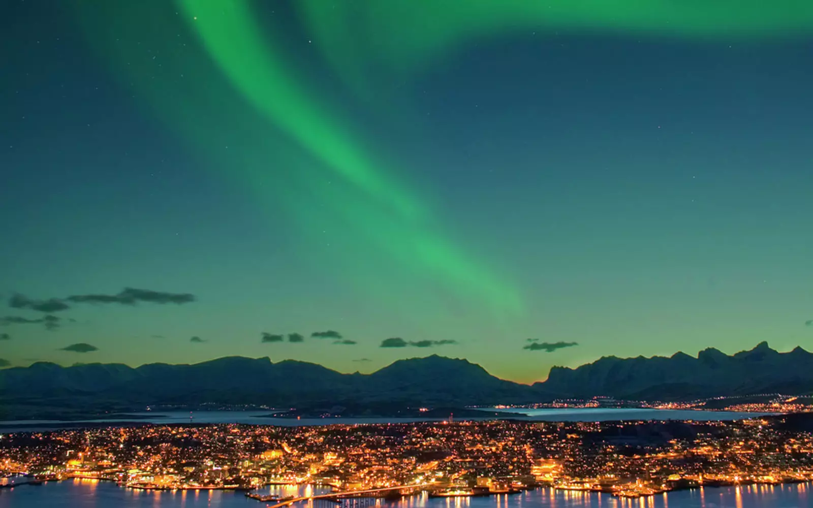 أفضل الأماكن لمشاهدة الشفق القطبي الشمالي: ترومسو ، النرويج