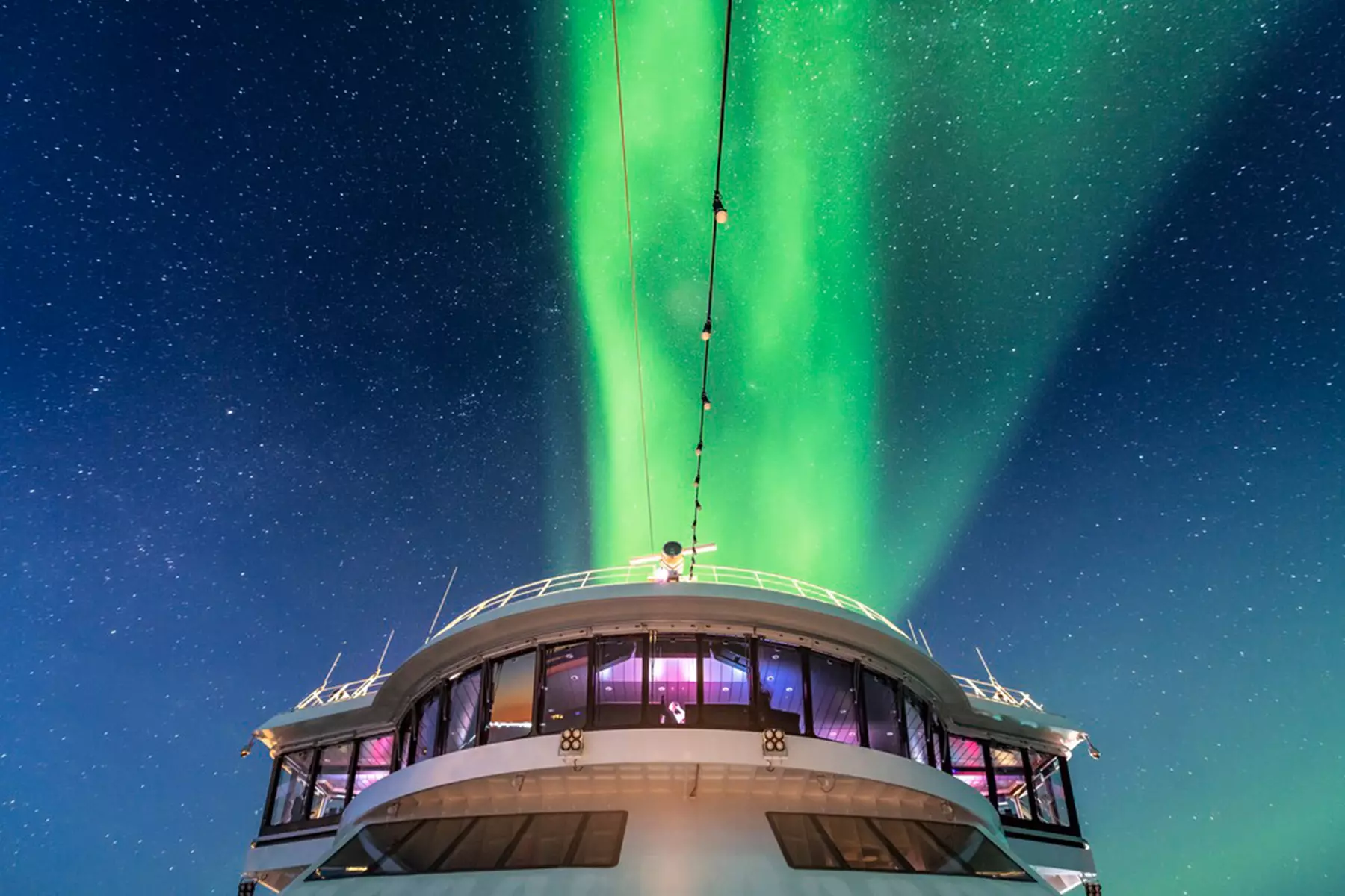 Noorderlicht, Noorwegen vanaf de Hurtigruten - Fjorden-expeditiecruise vanuit Dover