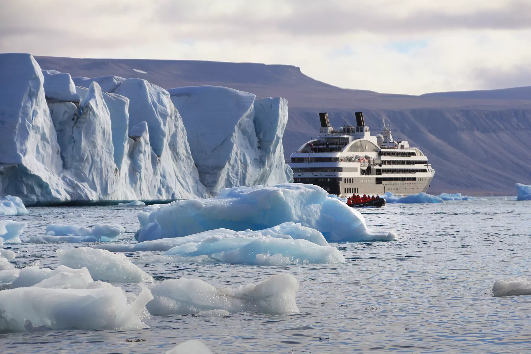 Laluan Barat Laut: Dari Greenland ke Laut Bering