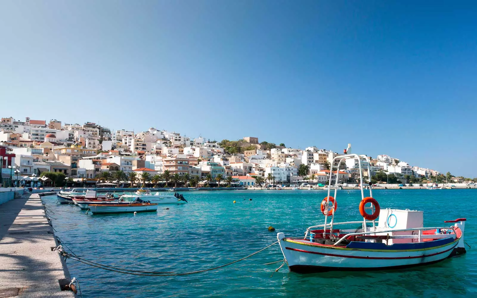 Barcos de vela no porto, Sitia, Creta