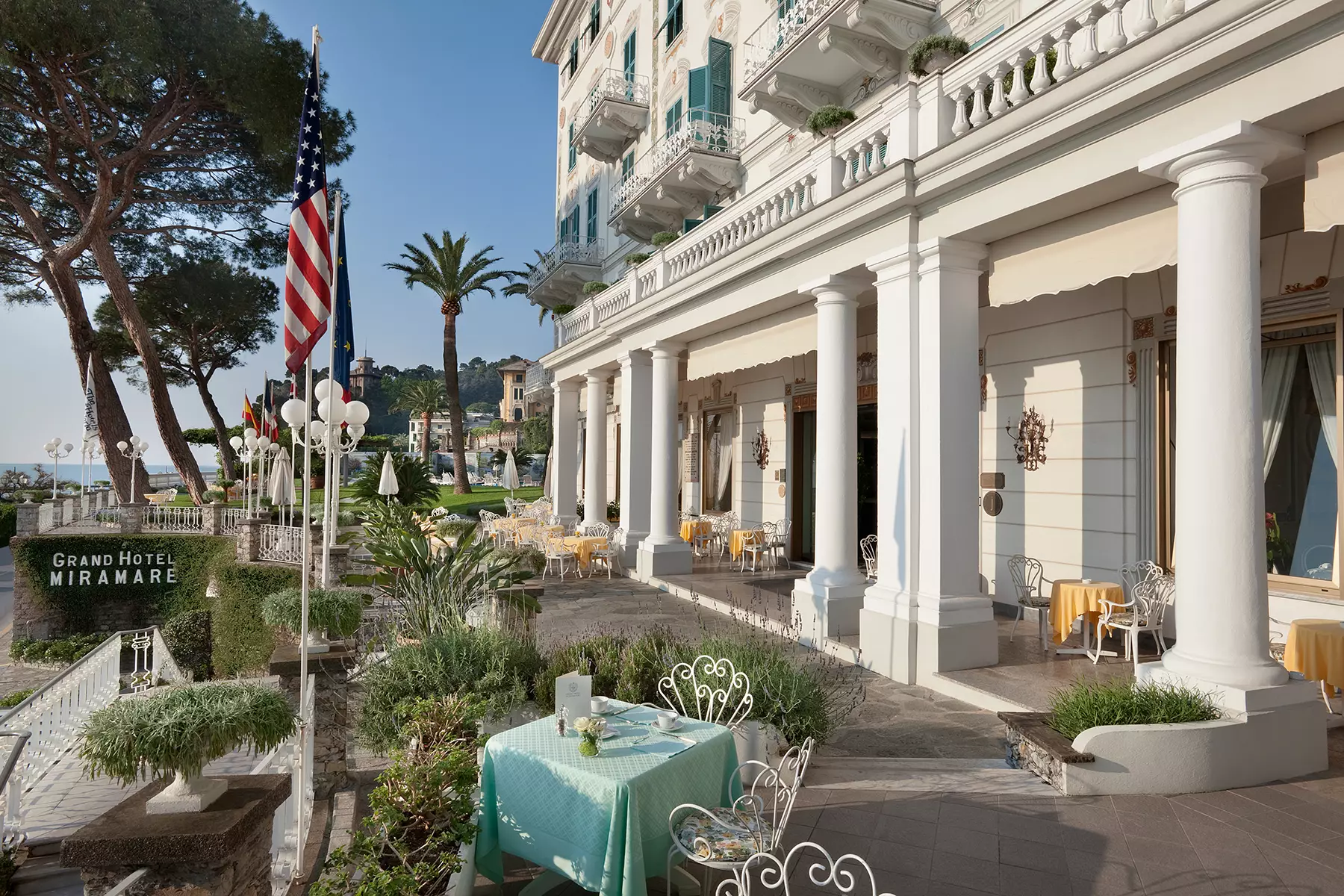 Vonkajší pohľad na Grand Hotel Miramare