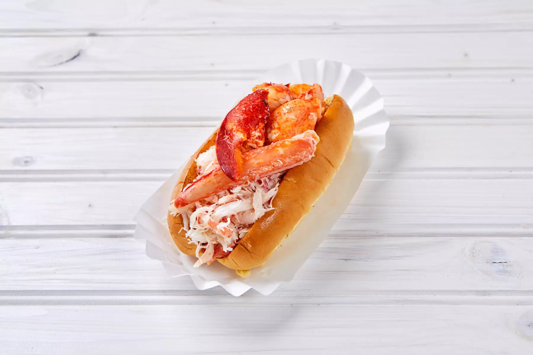 Lobster roll z The Crabby Shack v Brooklyne