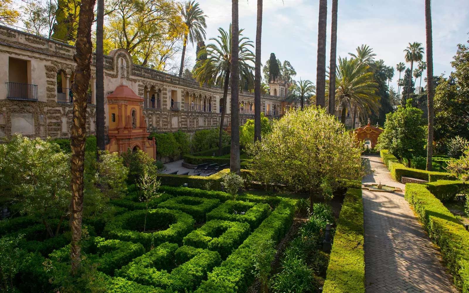 Dorneko Ur Jauregiak, Sevillako Alcazar, Espainia