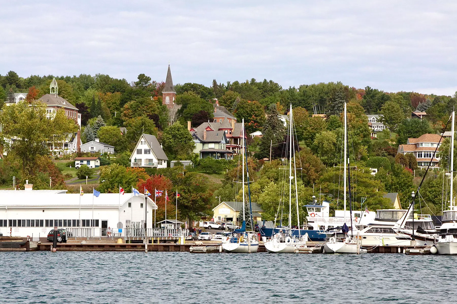 Der Hafen der Küstenstadt Bayfield Wisconsin