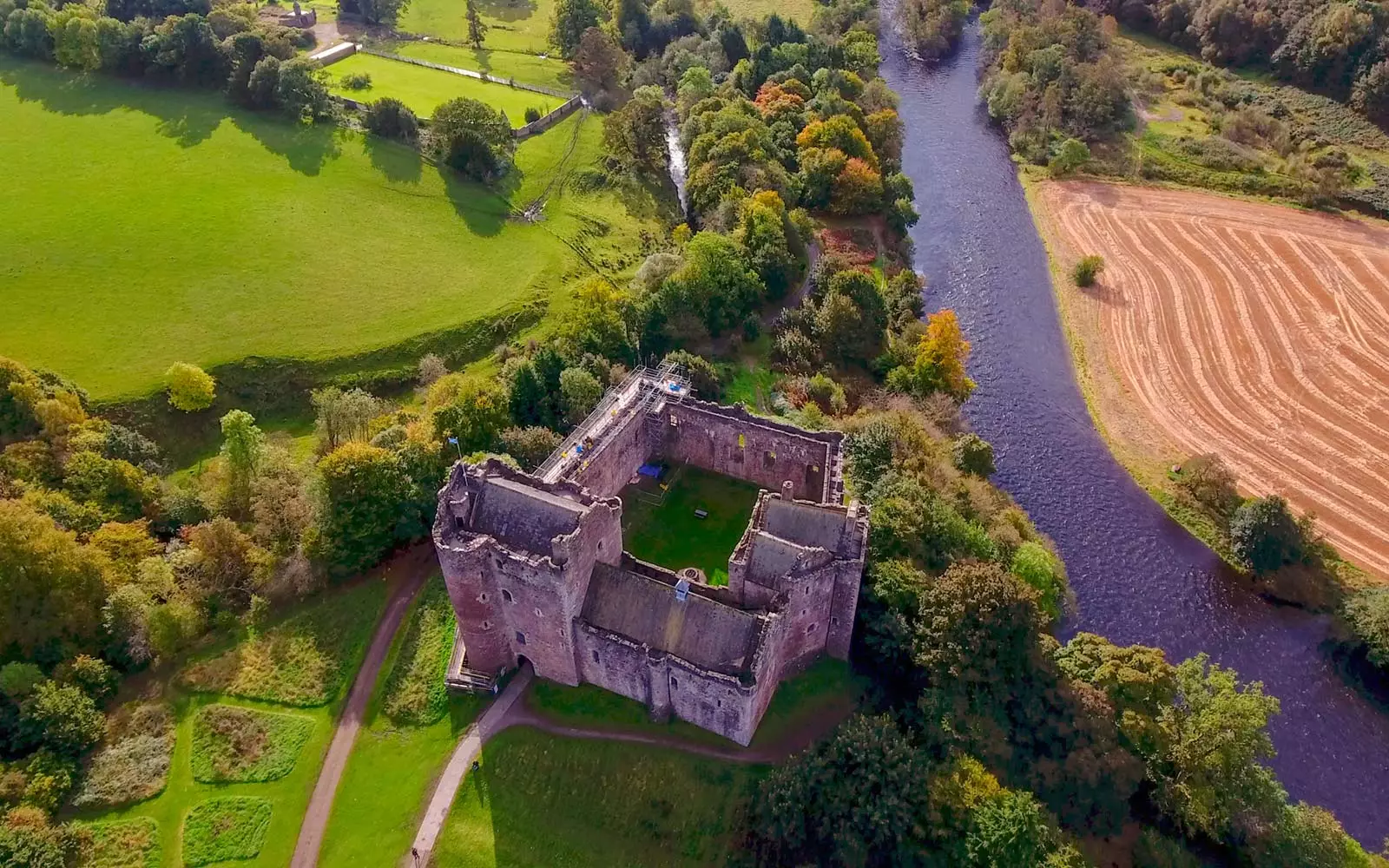 Winterfell, Kastil Doune, Skotlandia
