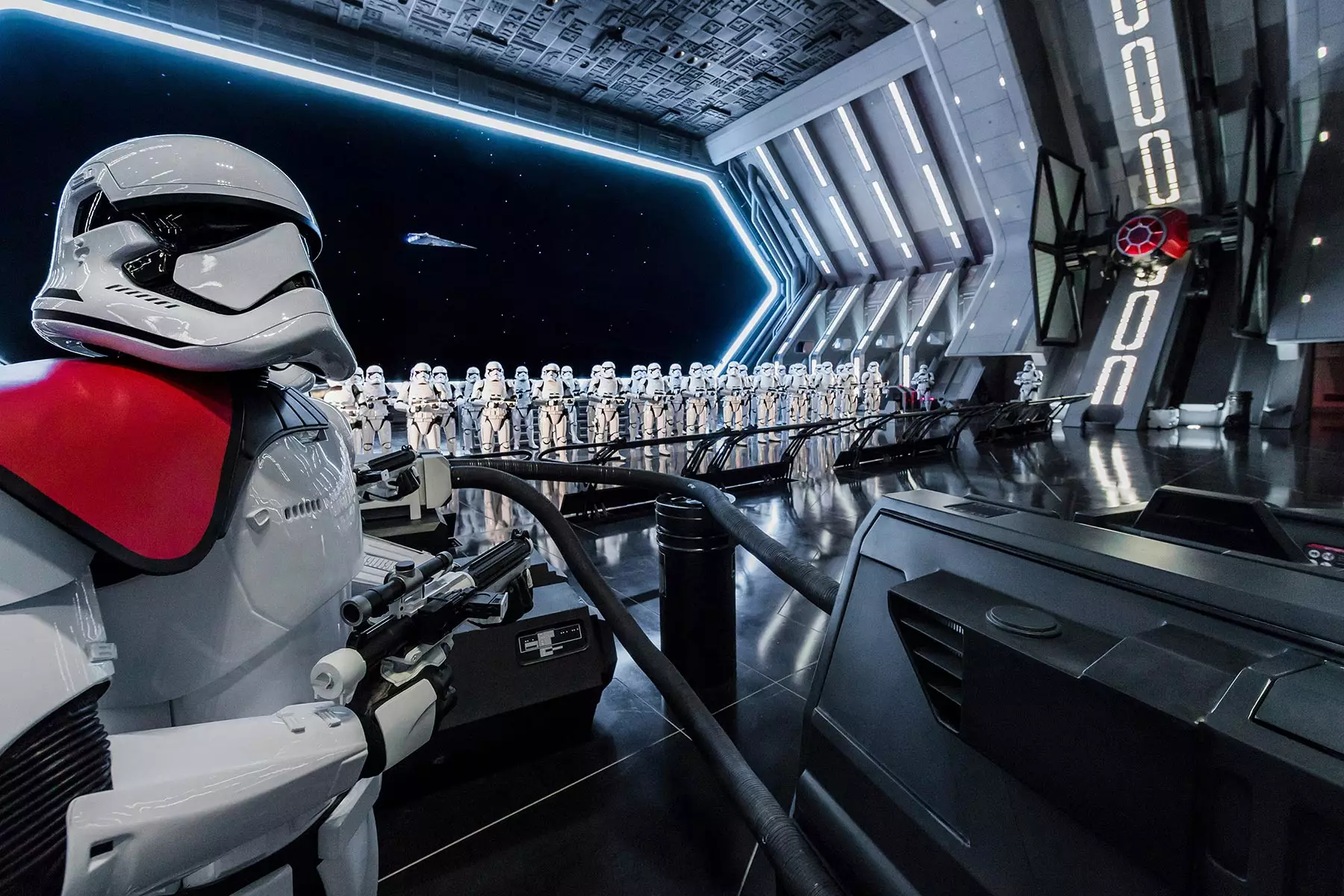 Star Wars: Cynnydd y Gwrthsafiad yn Star Wars: Galaxy's Edge