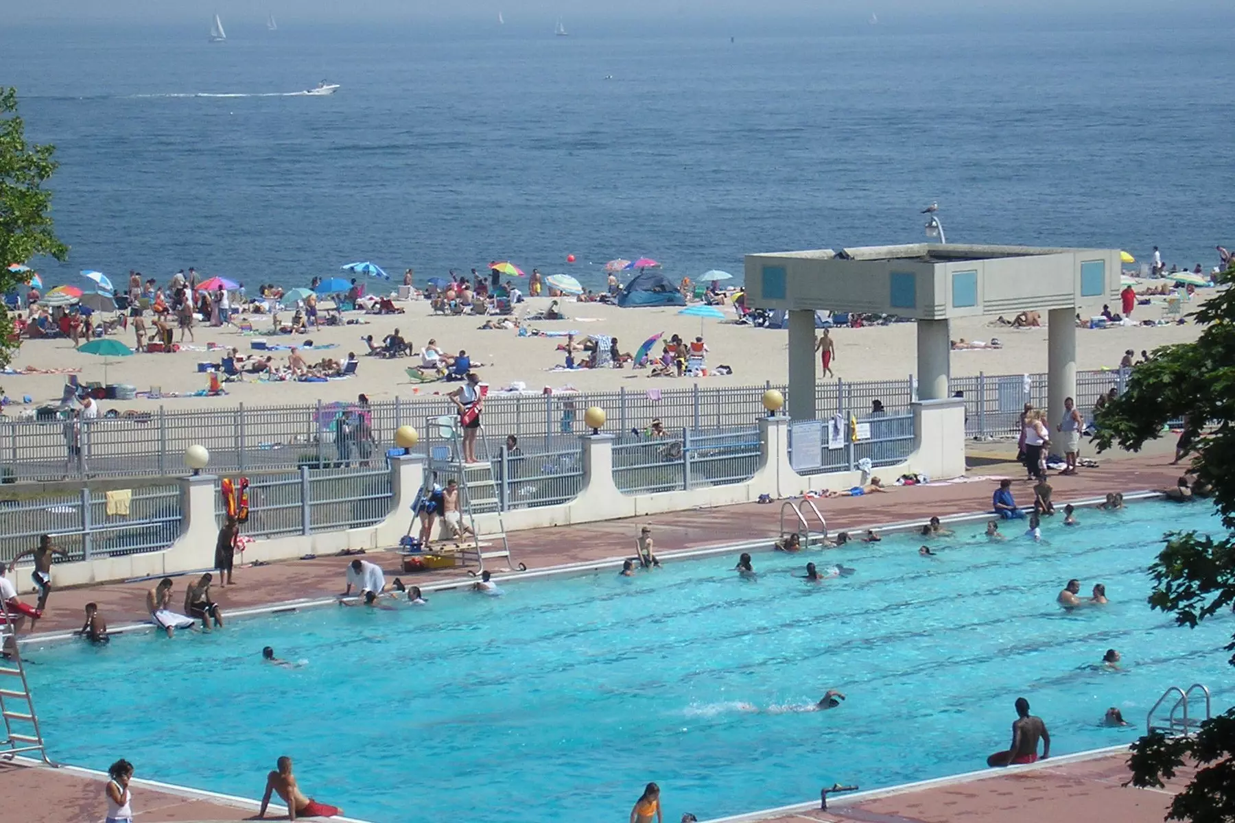 Baseinas ir paplūdimys Ocean Beach parke Naujajame Londone, Konektikuto valstijoje