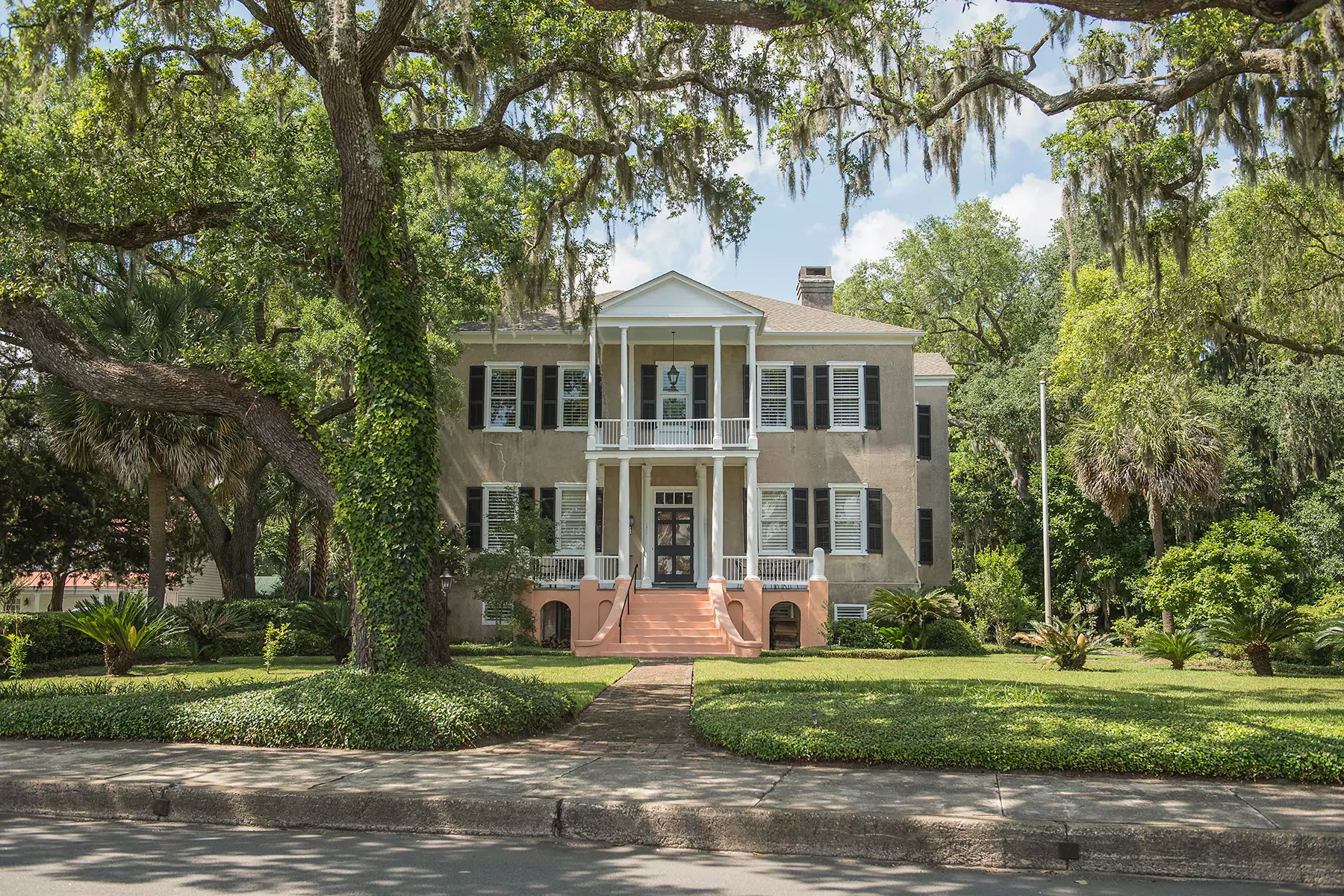 Otthonok, amelyeket a Downtown Beaufort's Waterfront séta közben láttak.