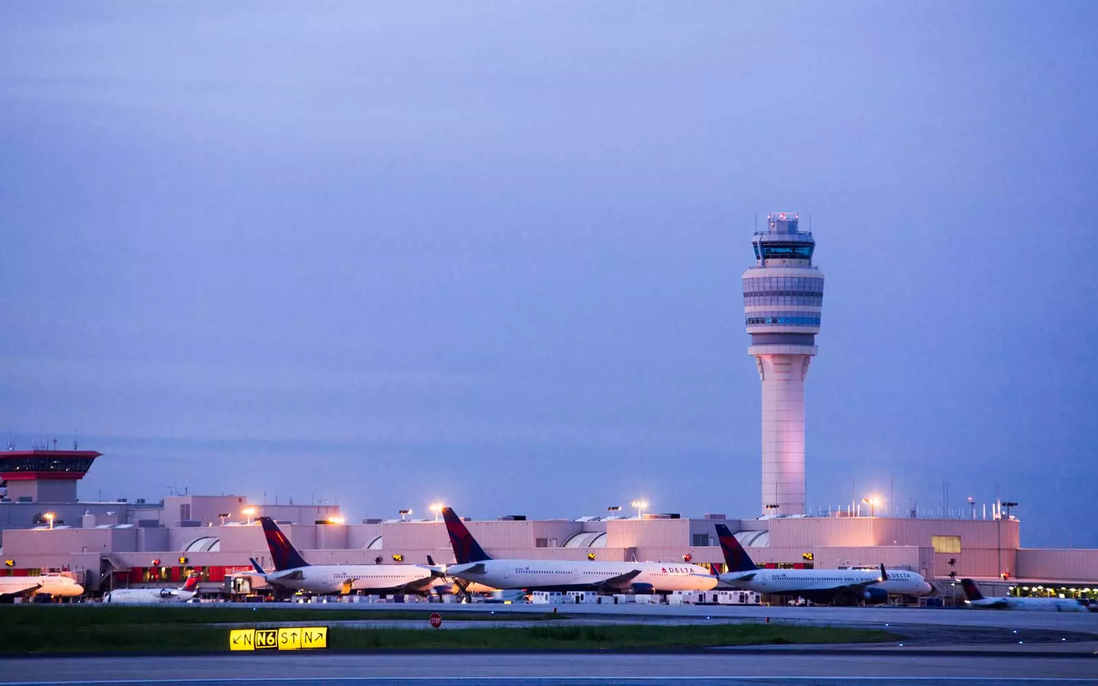 Hartsfield-Jackson Atlanta အပြည်ပြည်ဆိုင်ရာလေဆိပ် (ATL)