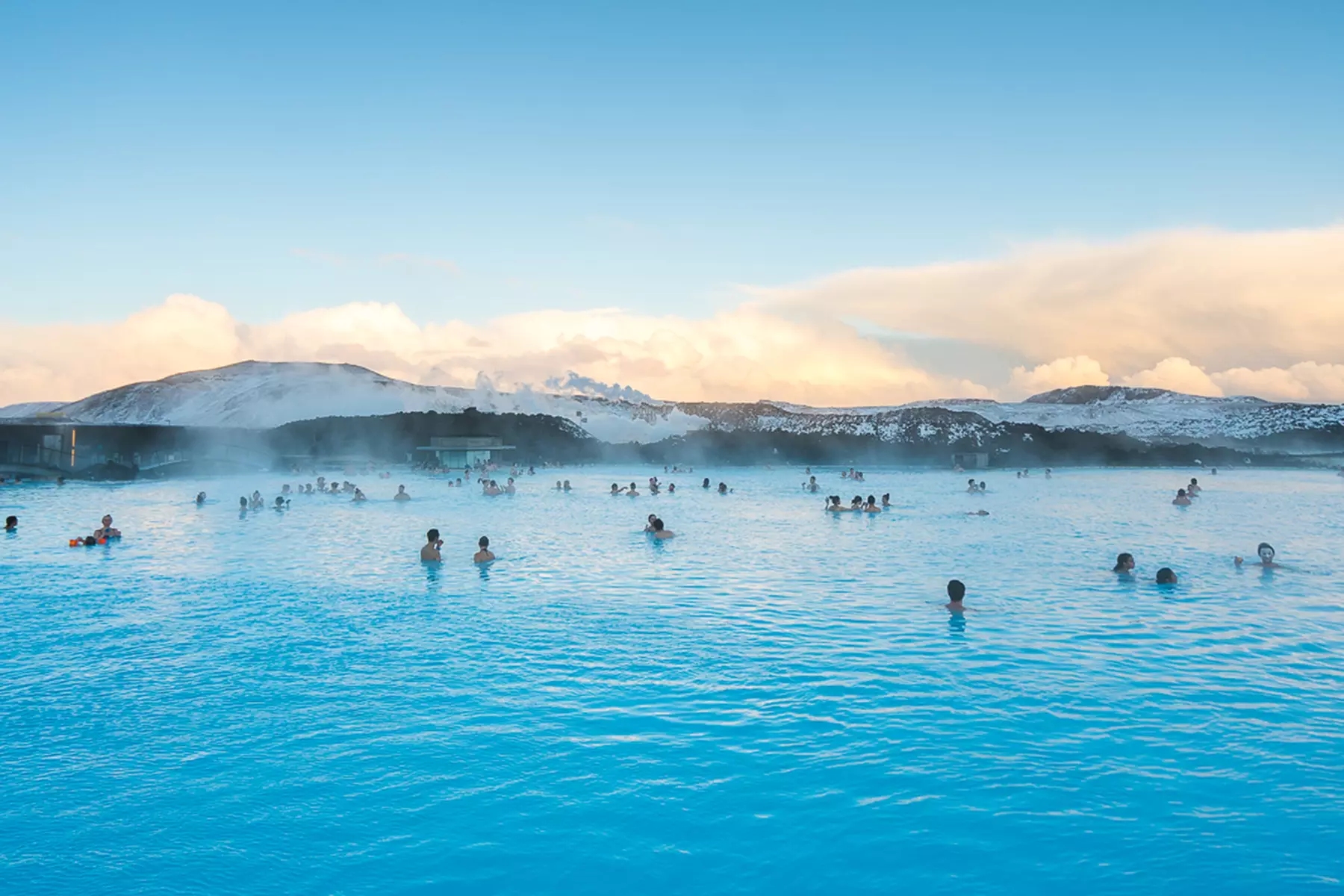 Människor i Blue Lagoon Island