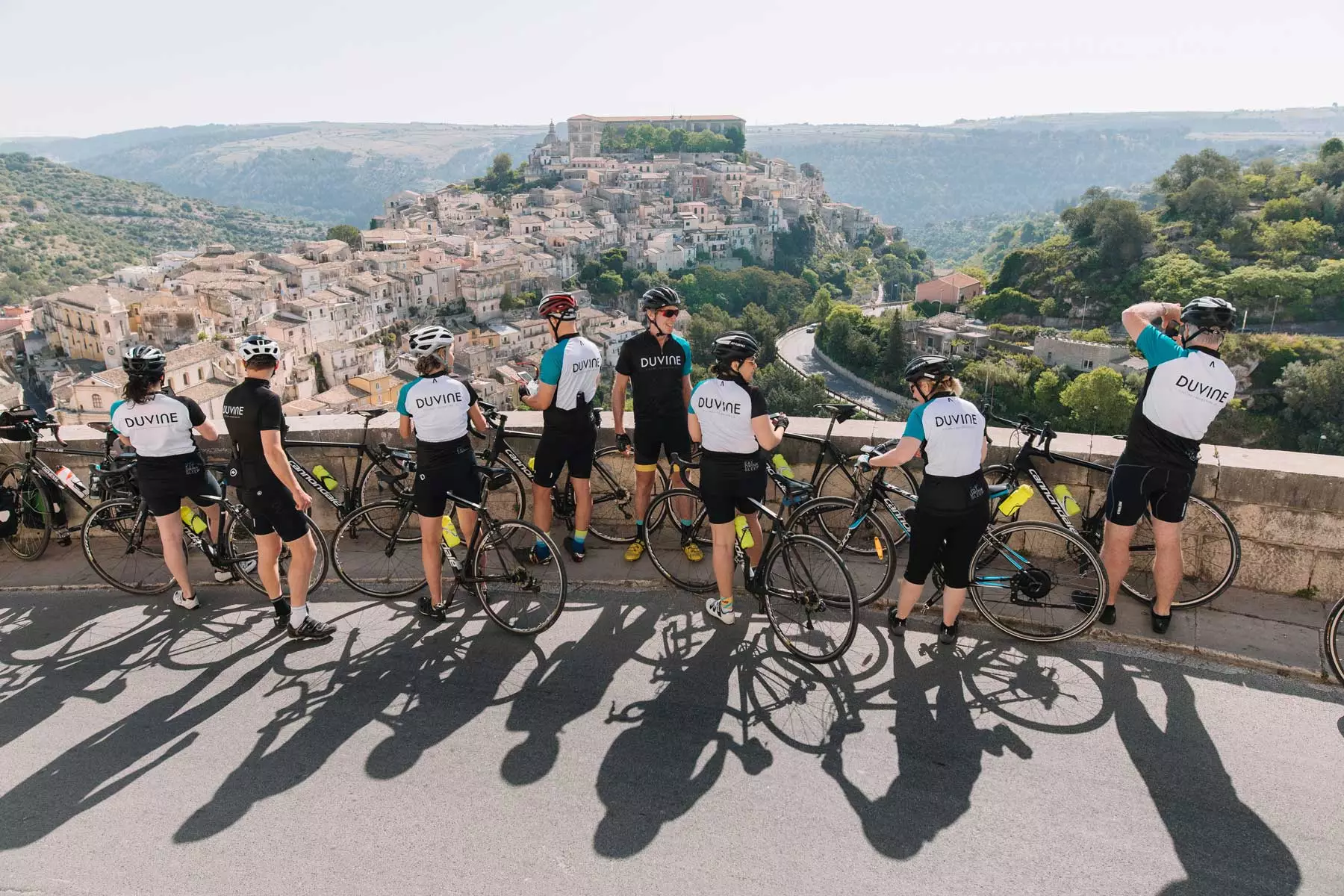 Cyklister på Sicilien med DuVine, röstade fram till en av världens bästa researrangörer