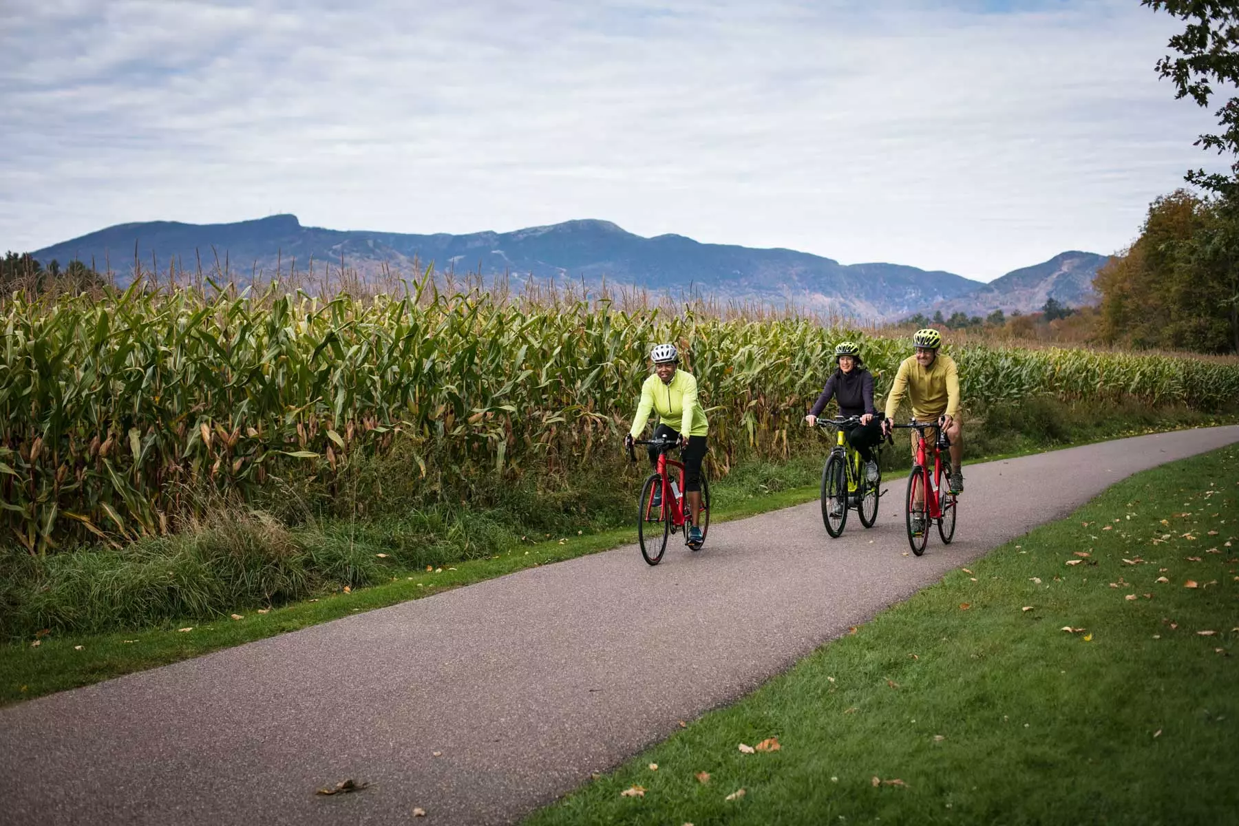 Grupas riteņbraukšana ar VBT Bicycling Vacations, kas ievēlēta par vienu no pasaules labākajiem tūrisma operatoriem
