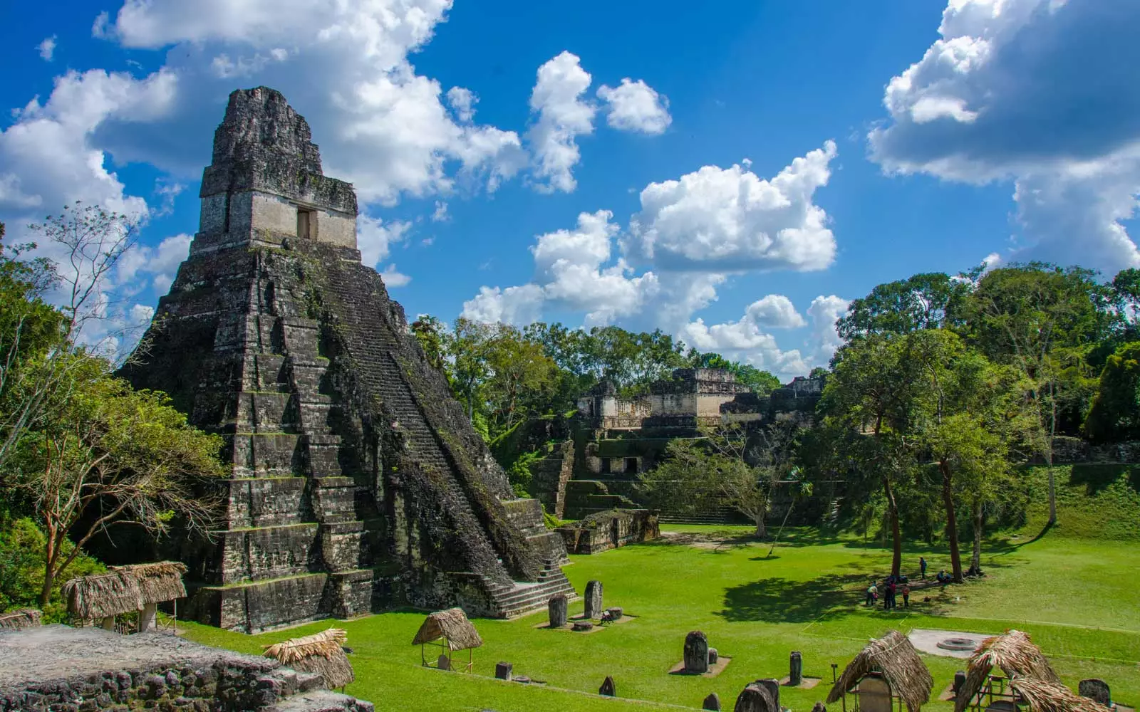 Rushe a cikin Maya City Tikal a Guatemala