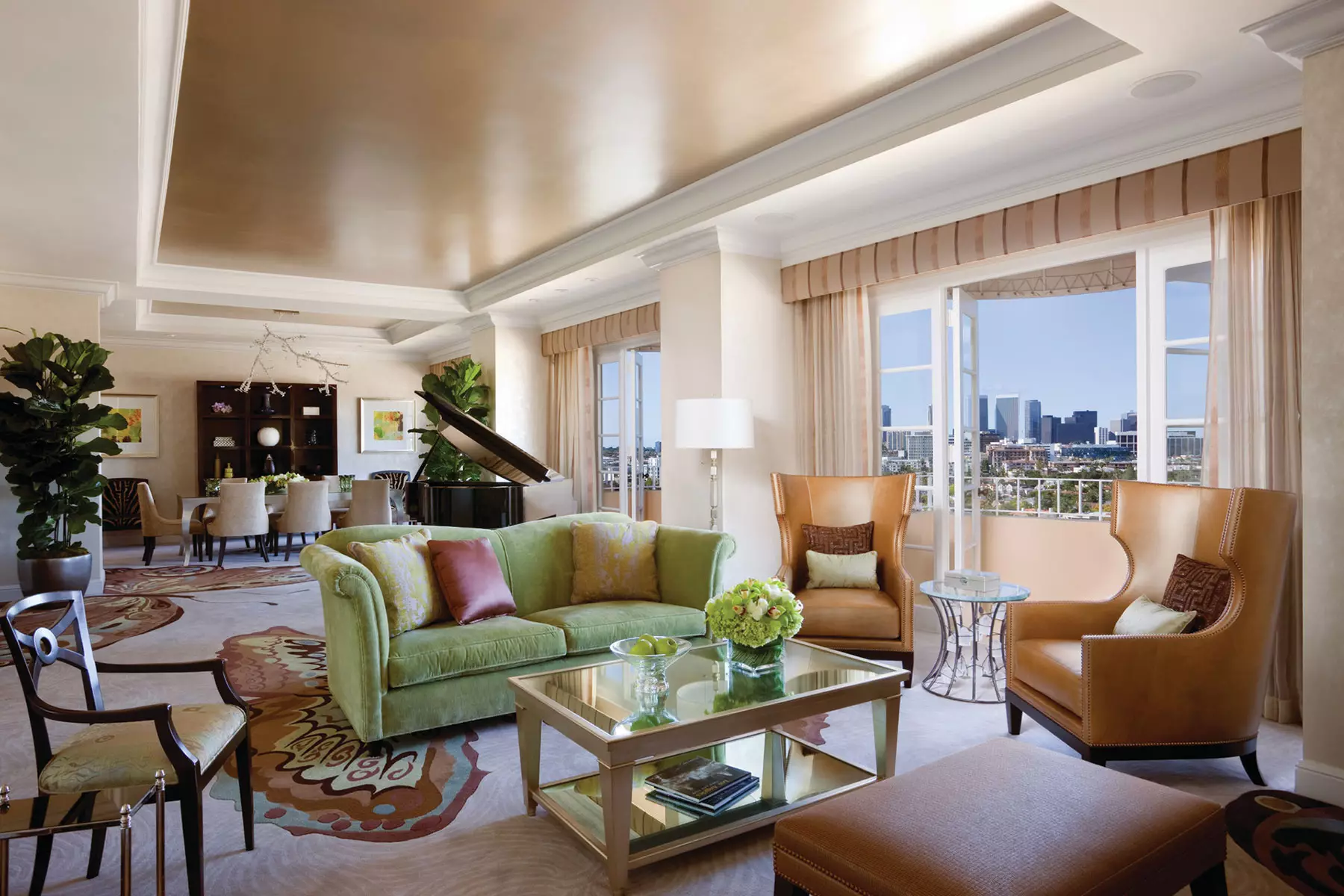 Four Seasons Hotel Los Angeles дар Беверли Ҳиллз