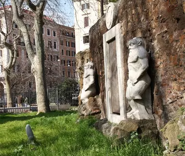 Porta Mágica, Roma