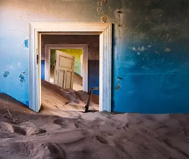 Kolmanskop දියමන්ති කඳවුර, ඇටසැකිල්ල වෙරළ, නැමීබියාව