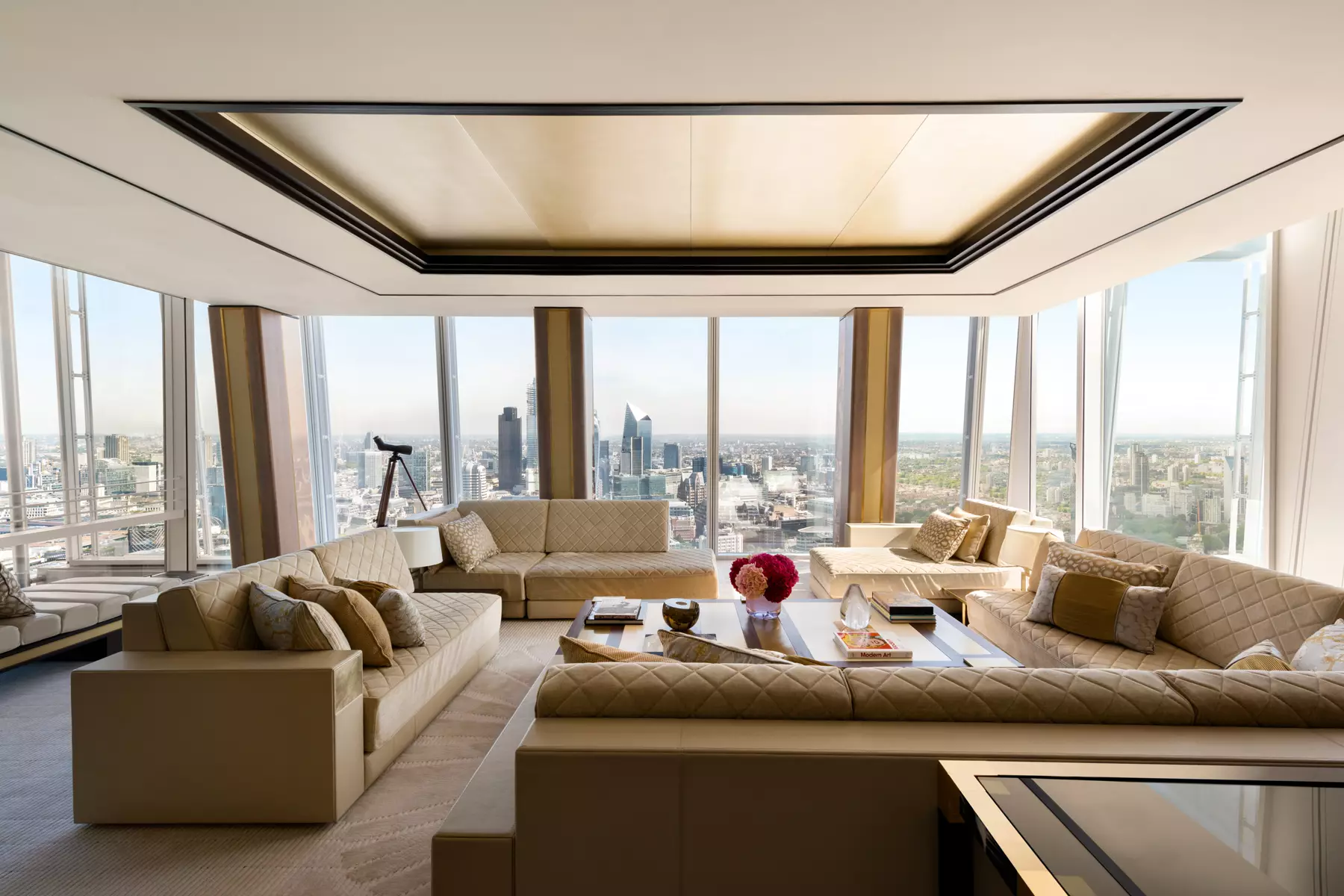 Shangri-La Hotel ee Shard London, Suite