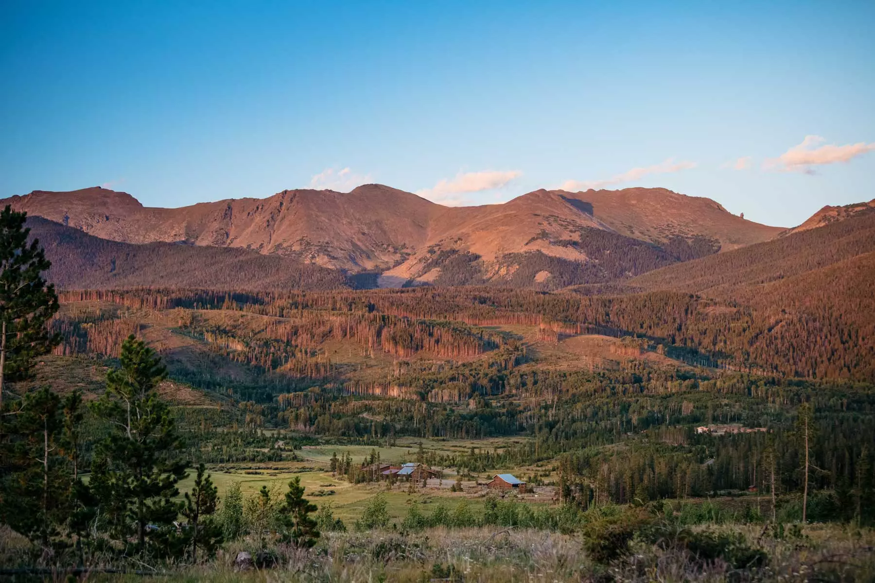 Pregled ranča Devil's Thumb Ranch v Koloradu