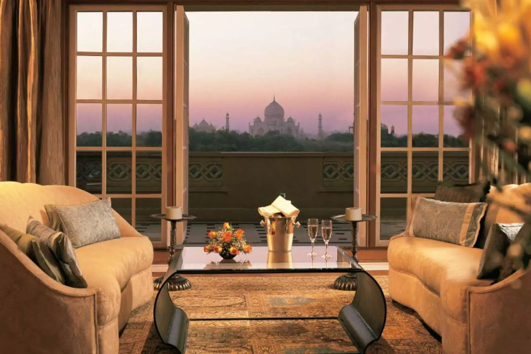 Oberoi Amarvilas, nhìn ra cửa sổ, Agra, Ấn Độ