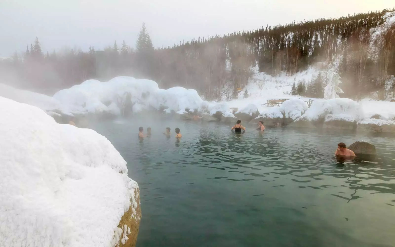 Chena Hot Springs Resort, 알래스카 페어뱅크스에서 100km