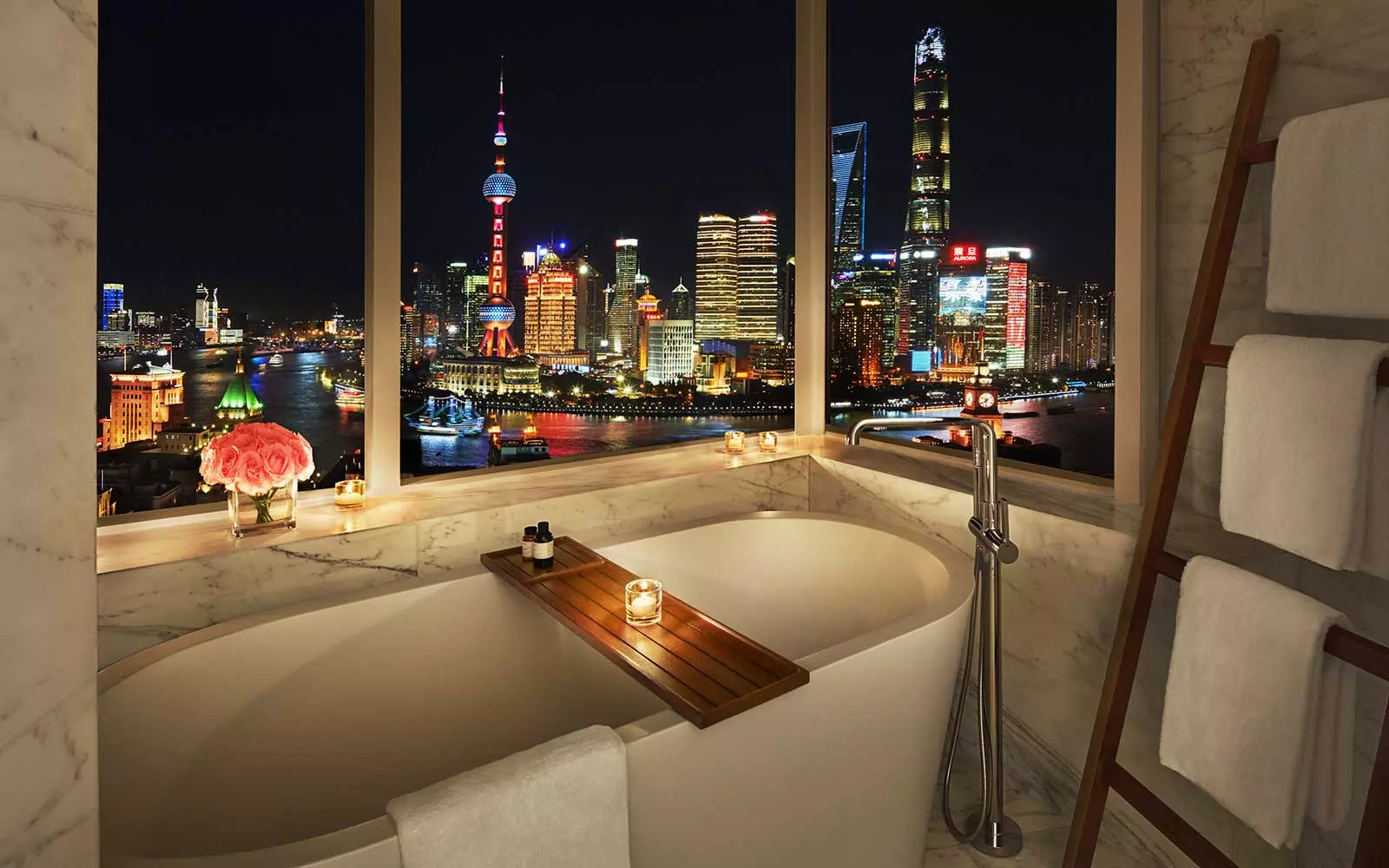Vista de la ventana de The Shanghai Edition