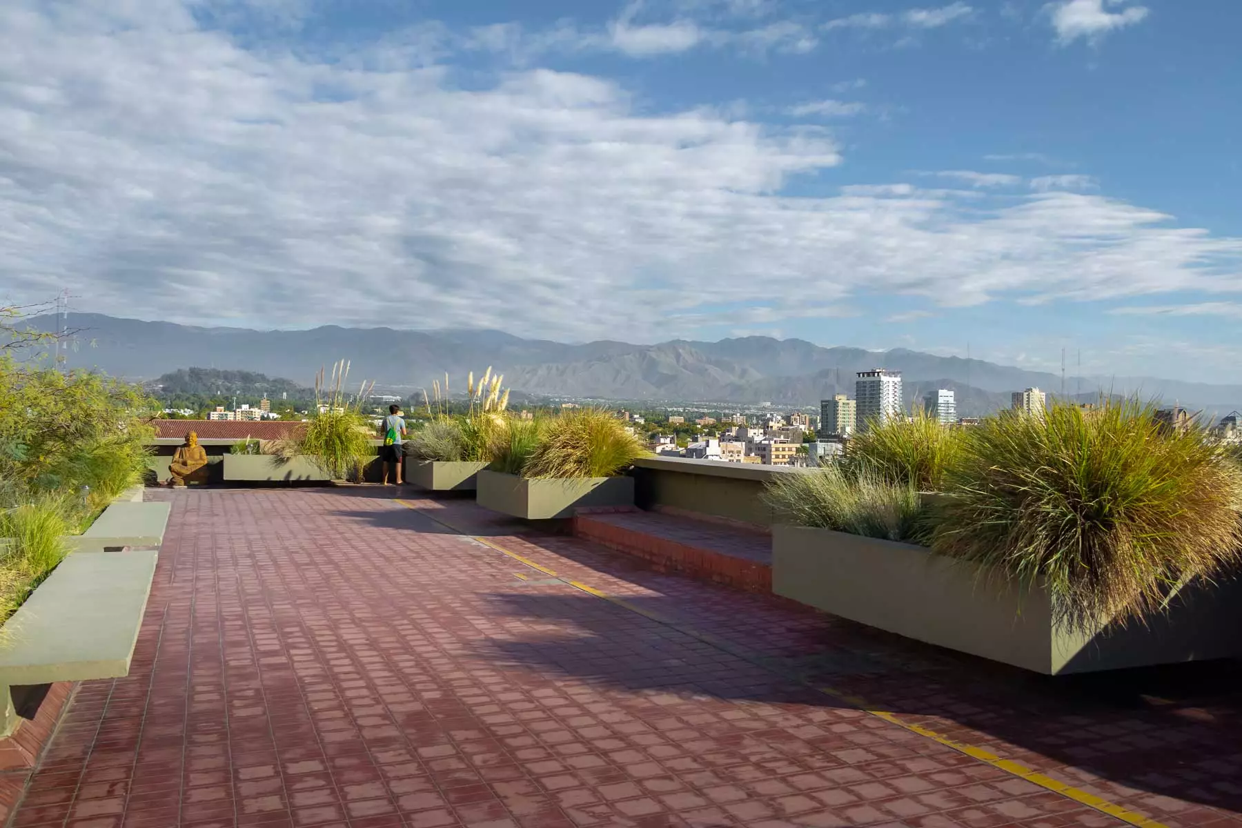 Terrace Gardens Viewpoint (Terraza Jardin Mirador) nan Mendoza Town Hall (Municipalidad) - Mendoza, Ajantin