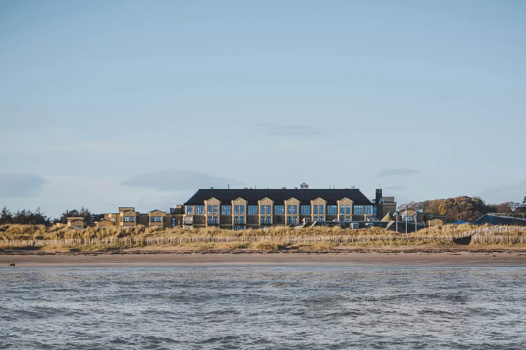 Vista exterior de la playa del Old Course Hotel Golf Resort and Spa