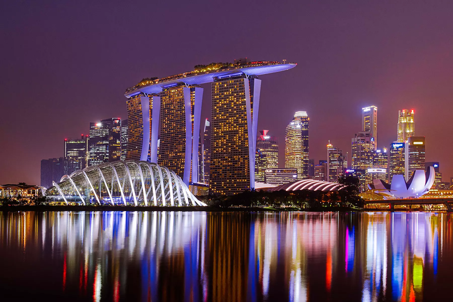 Marina Bay Sands ebusuku