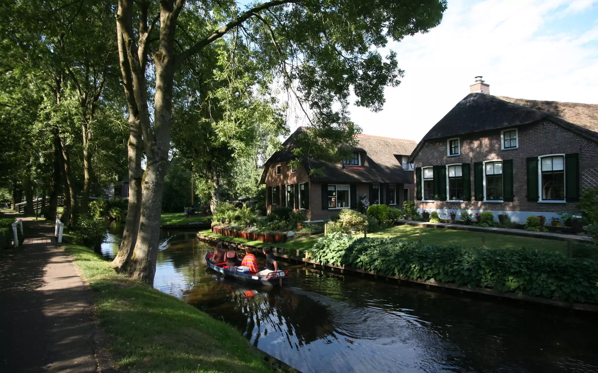 holland Waterway town