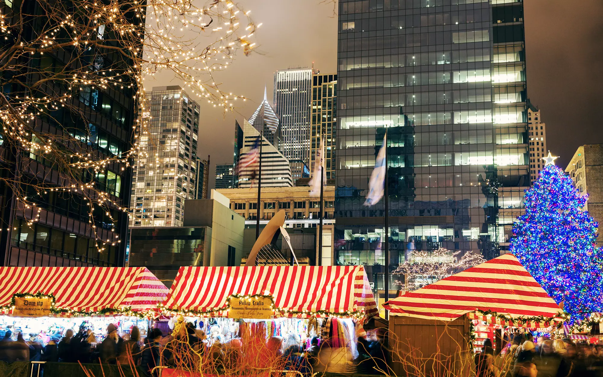 ตลาดคริสต์มาสในใจกลางเมืองชิคาโก