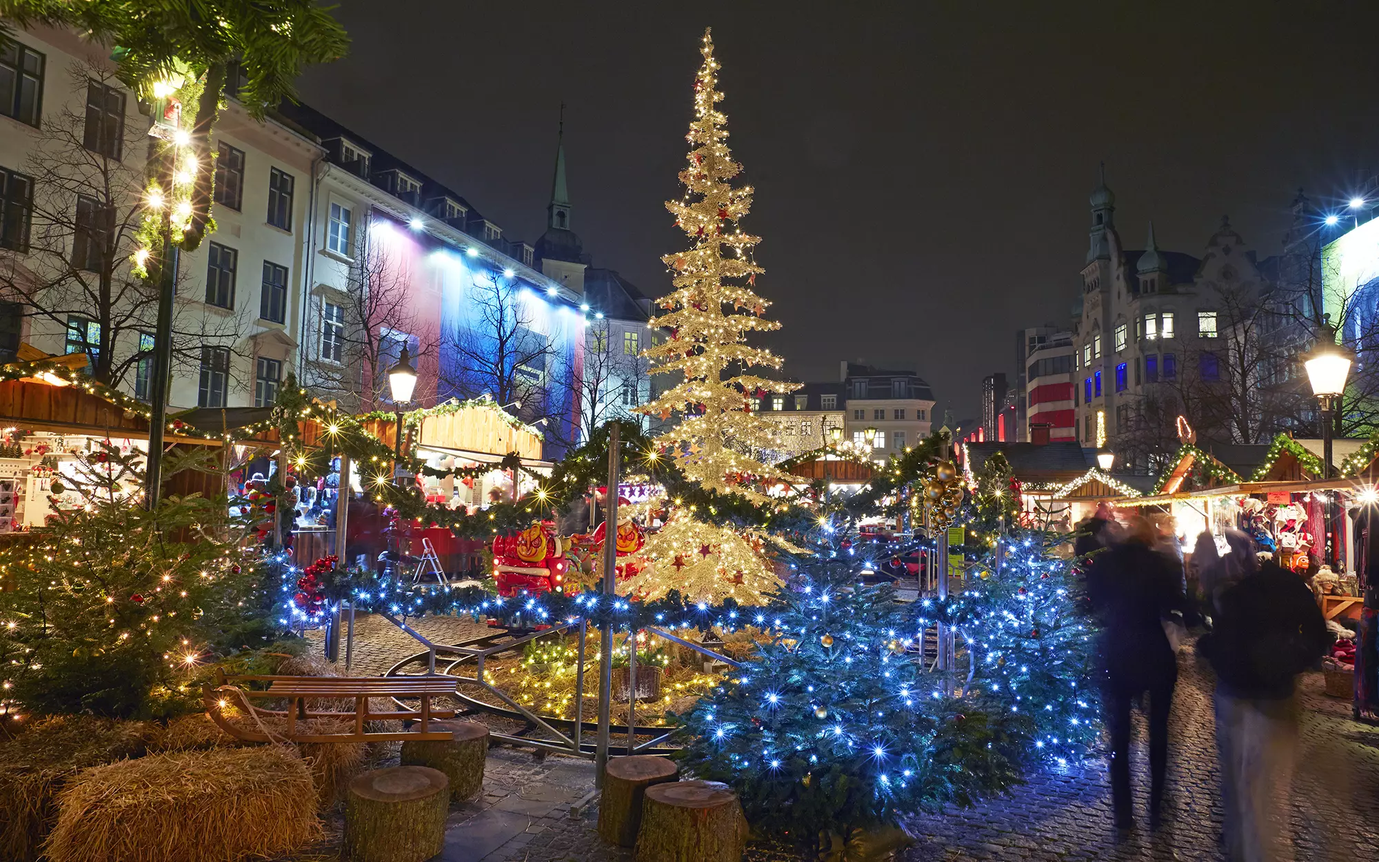 Копенгагенская рождественская ярмарка ночью