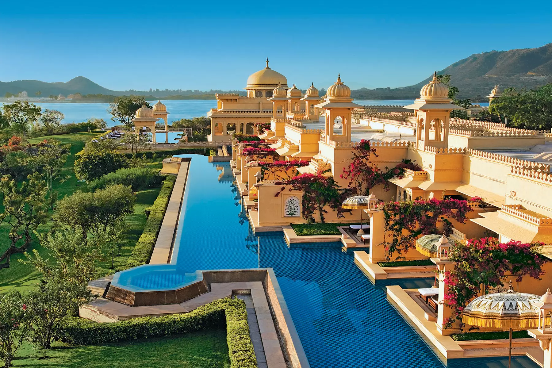 Piscina semi-privată la The Oberoi Udaivilas