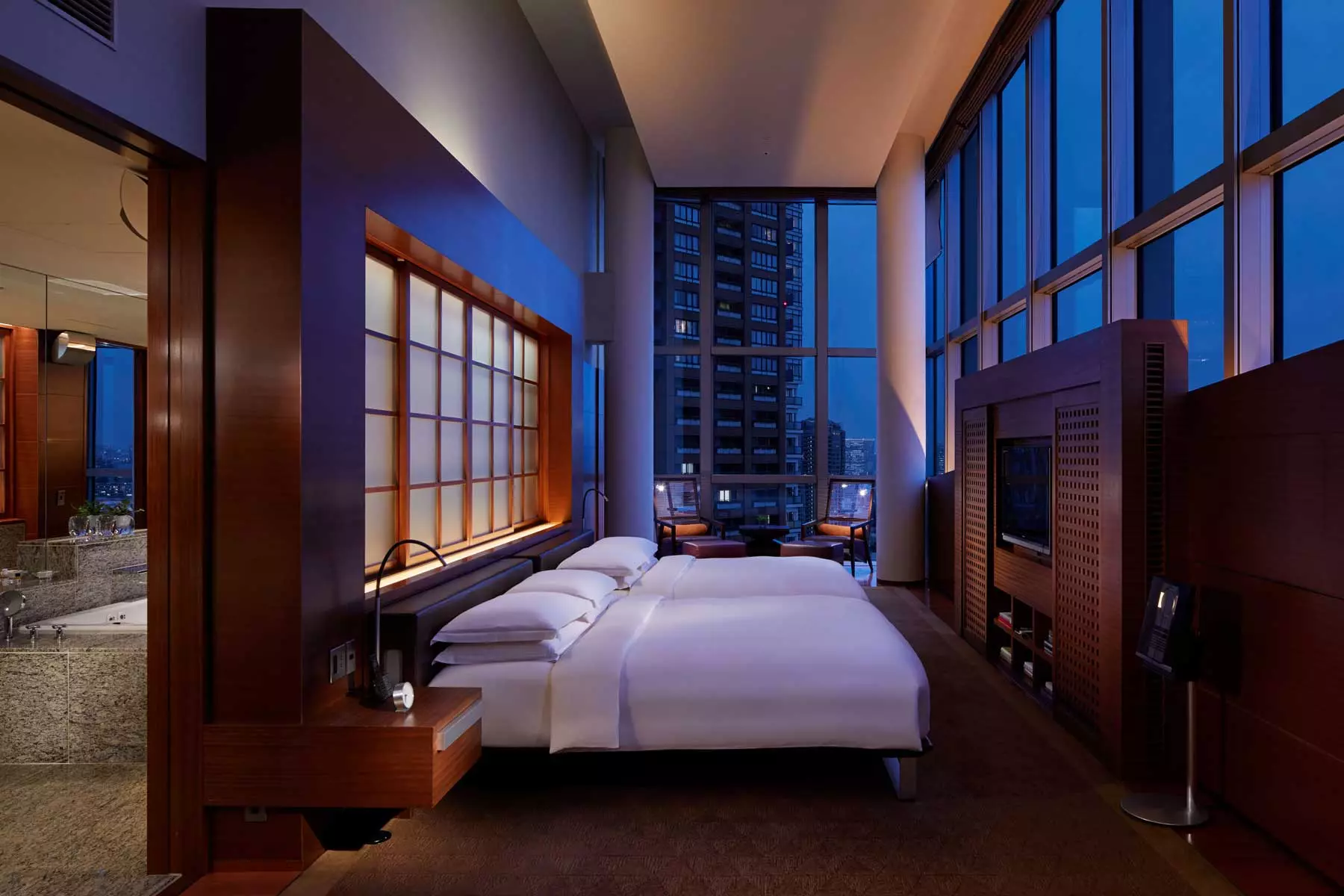 Một suite tại Grand Hyatt Tokyo, được bình chọn là một trong những khách sạn tốt nhất ở Tokyo