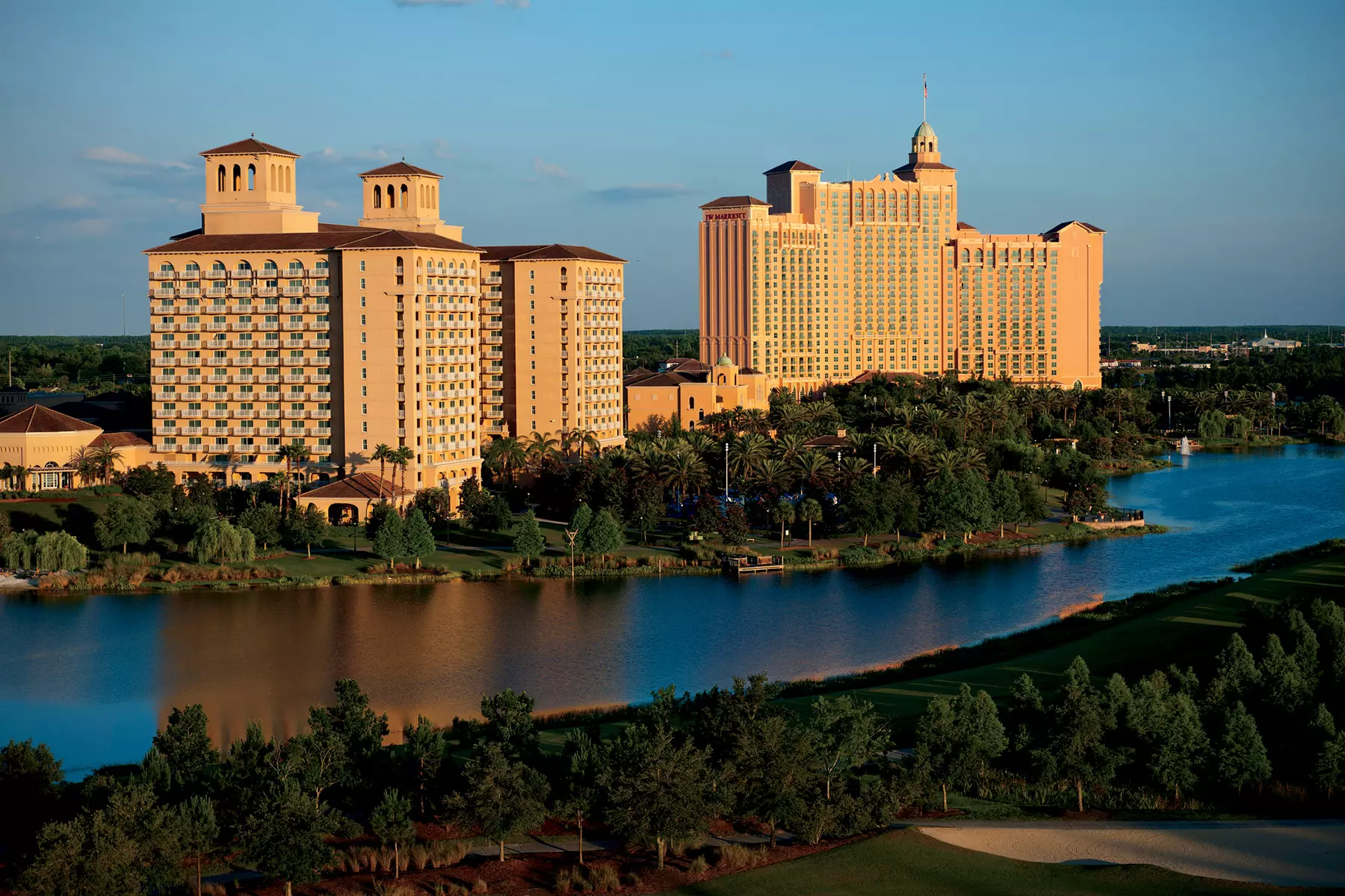 Vnější pohled na The Ritz-Carlton Orlando, Grande Lakes