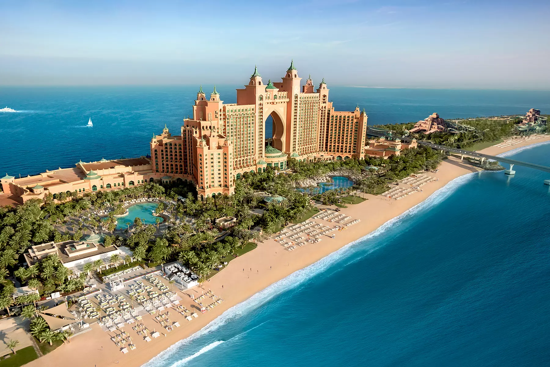 Nhìn từ trên không của Atlantis The Palm, Dubai