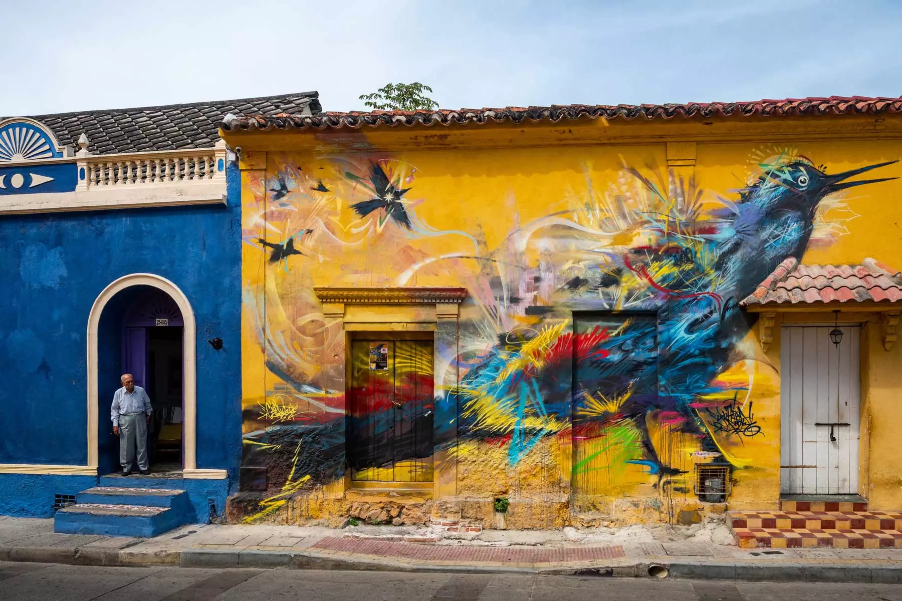 Muaj yeeb yuj Mural hauv Getsemini Ib Cheeb Tsam ntawm Cartagena de Indias, Colombia