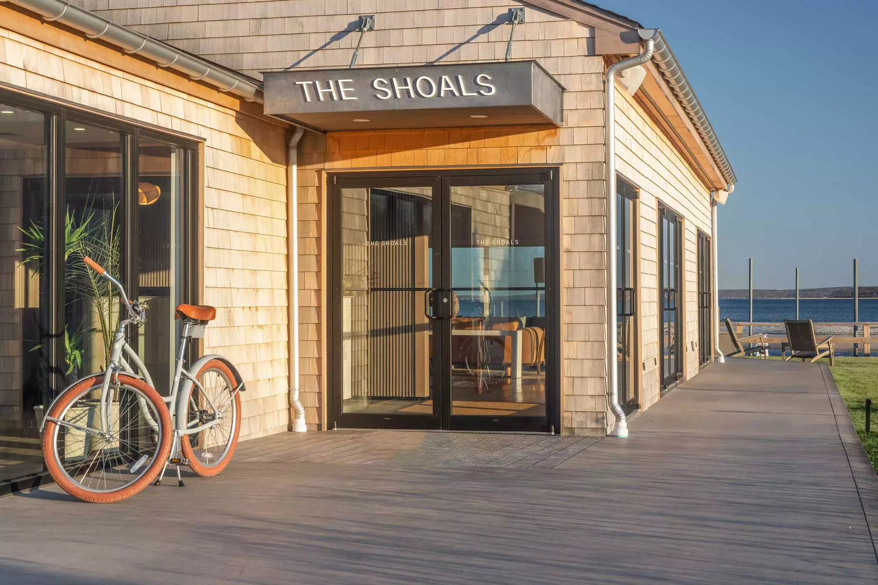 Id-dħul Shoals jibgħat minn barra