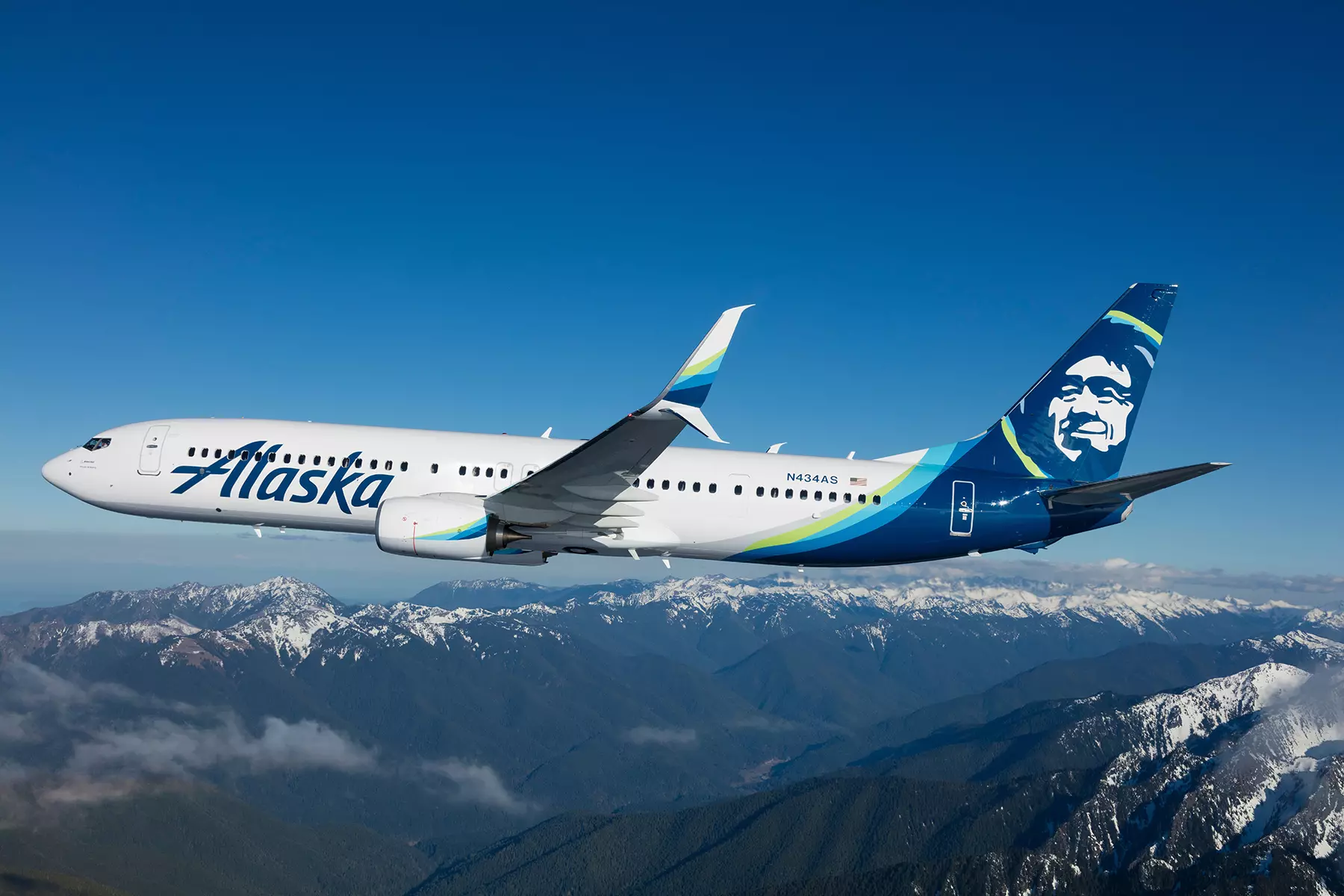 Et Alaska Airlines-fly som flyr
