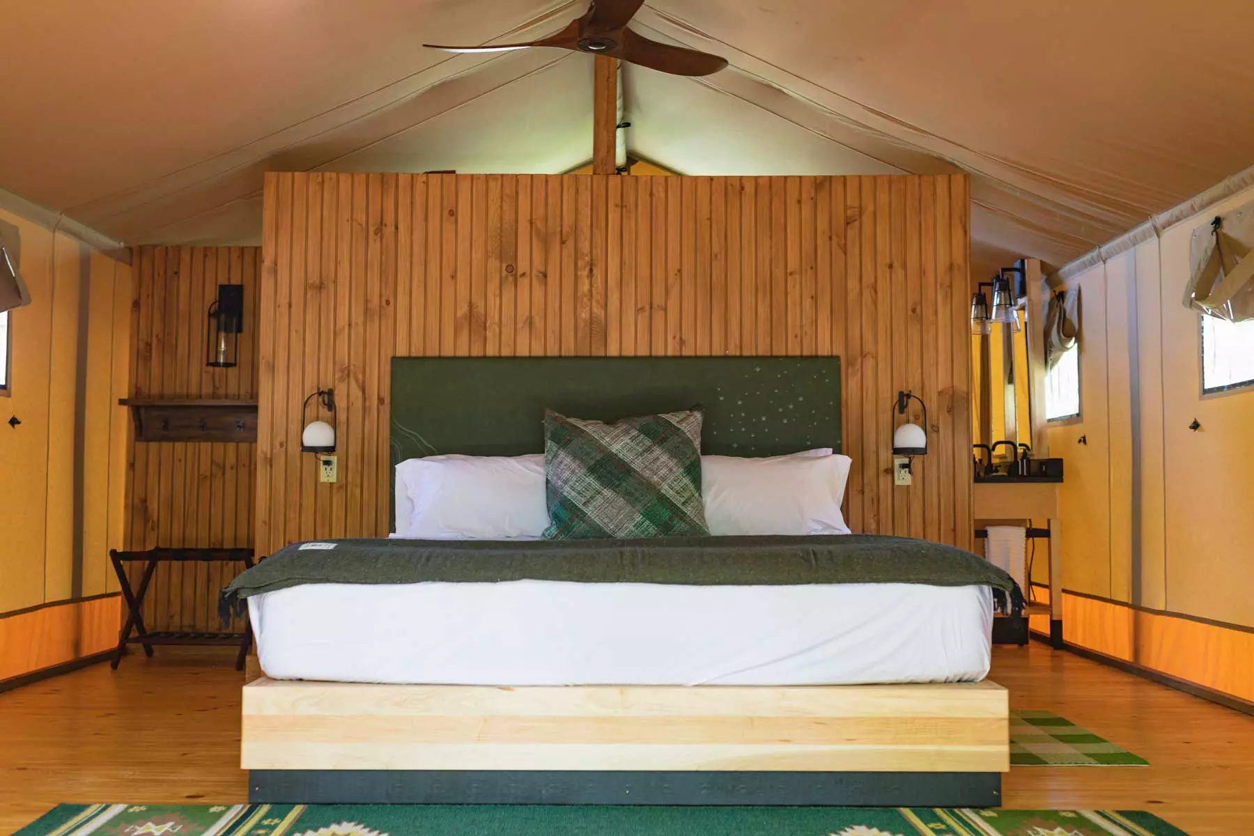 Akwa n'ime okomoko glamping tent