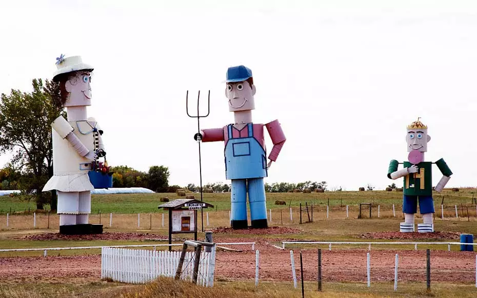 North Dakota, Enchanted Highway