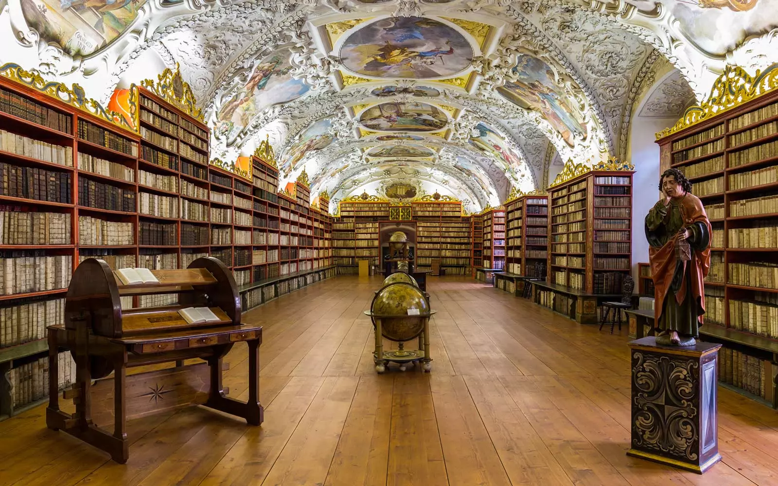 បណ្ណាល័យ Strahov Monastery, Prague, សាធារណរដ្ឋឆេក