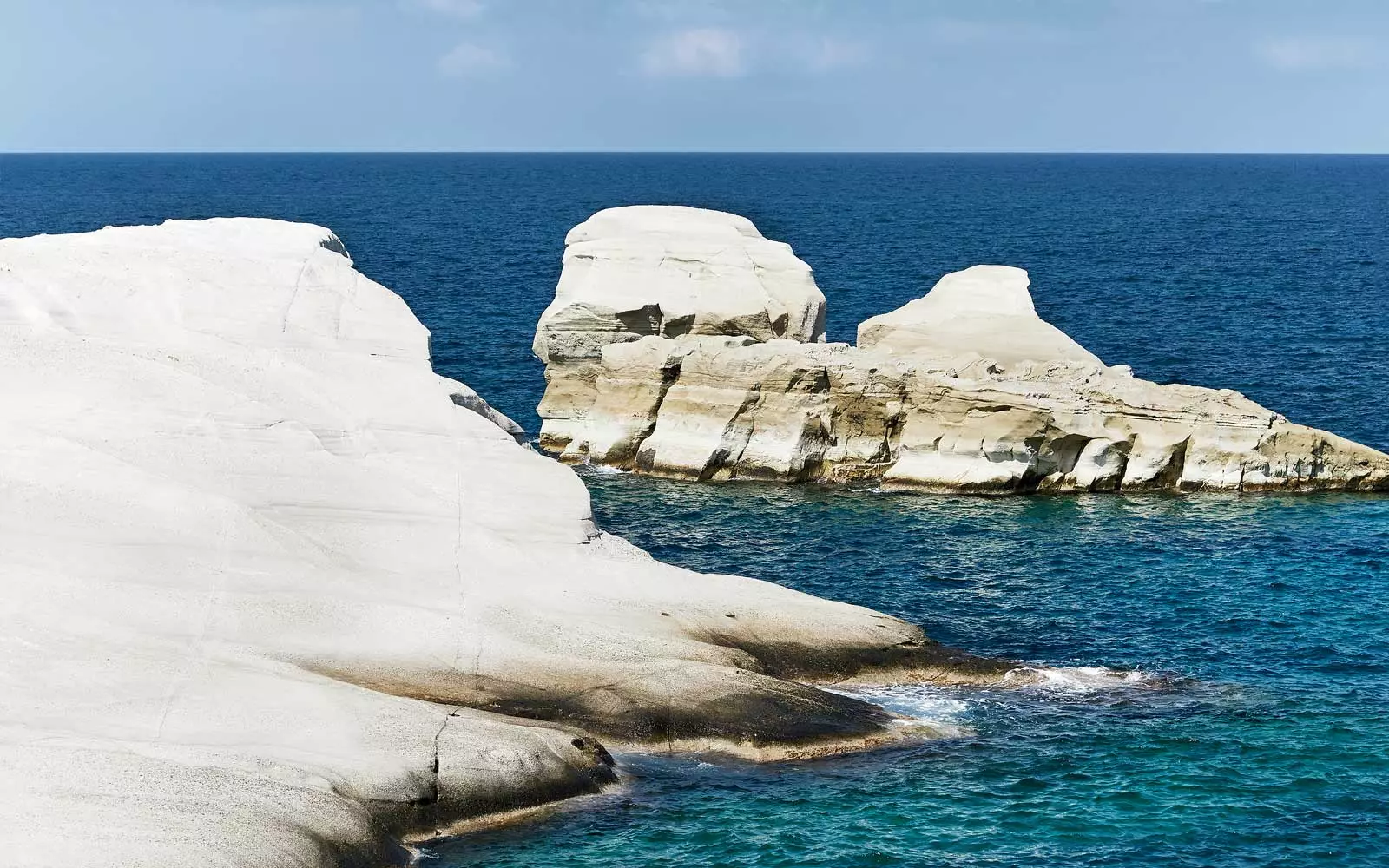 Trá Sarakiniko, Milos, an Ghréig