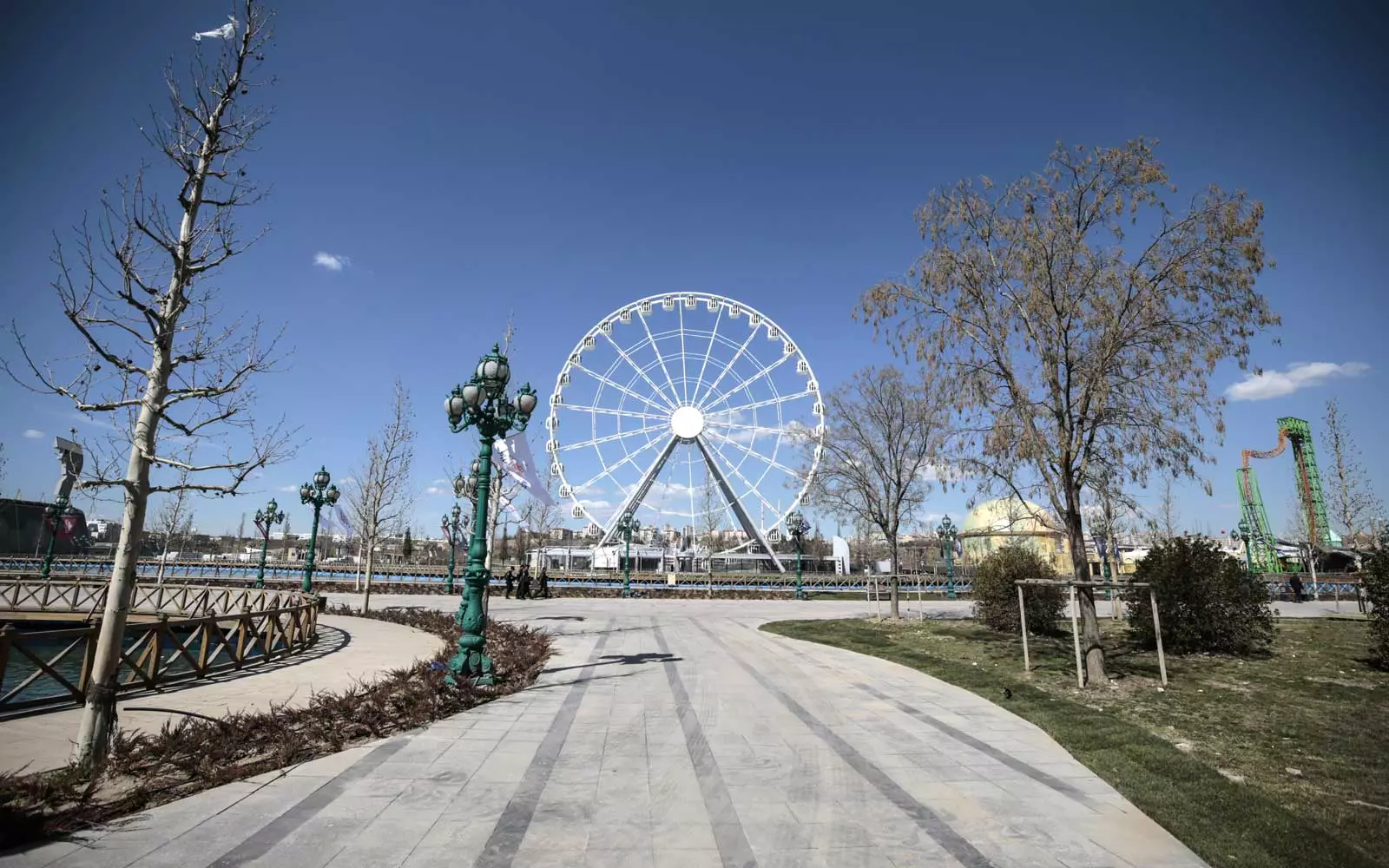 Blick auf Wonderland Eurasia, Europas größten Freizeitpark