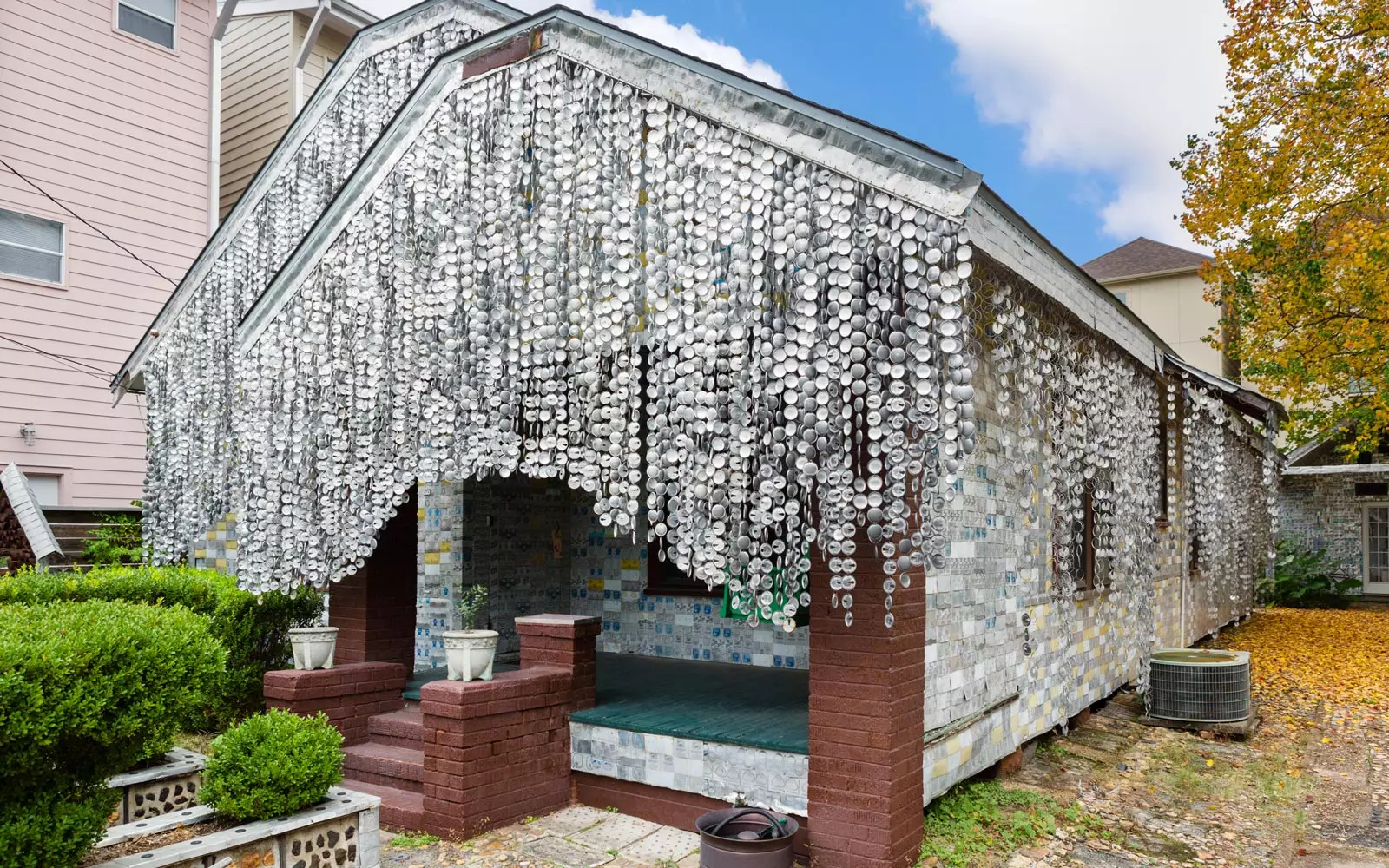 Beer Can House, Xyuston