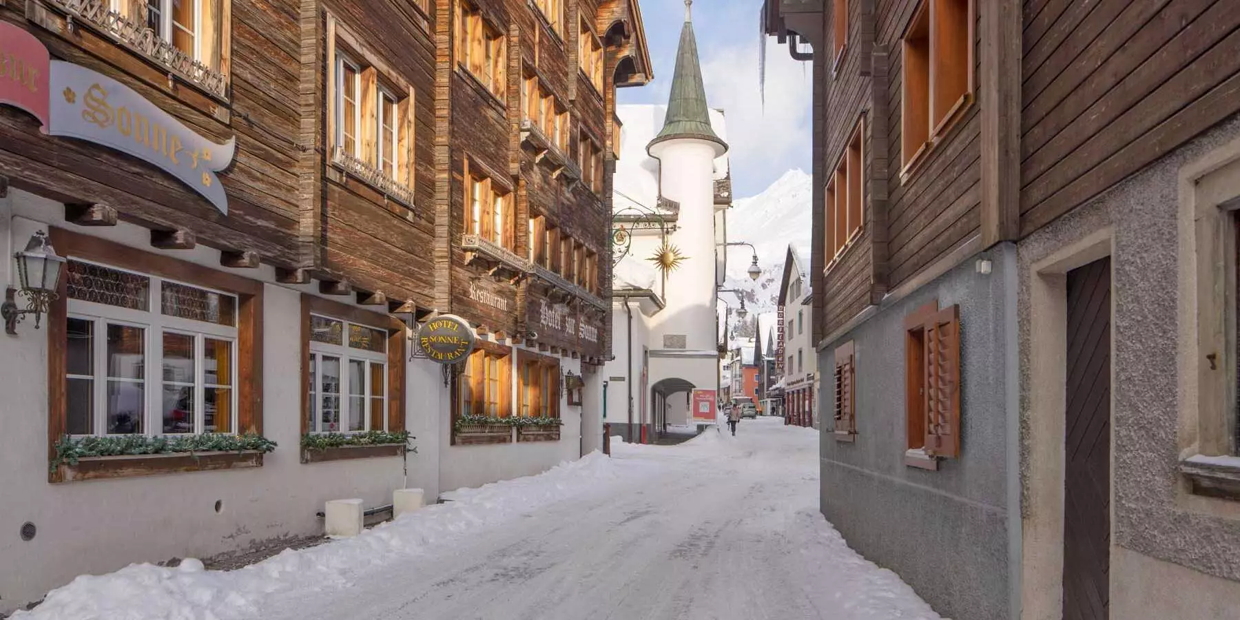 Andermatt, Switzerland: Tempat Makan, Tinggal dan Ski