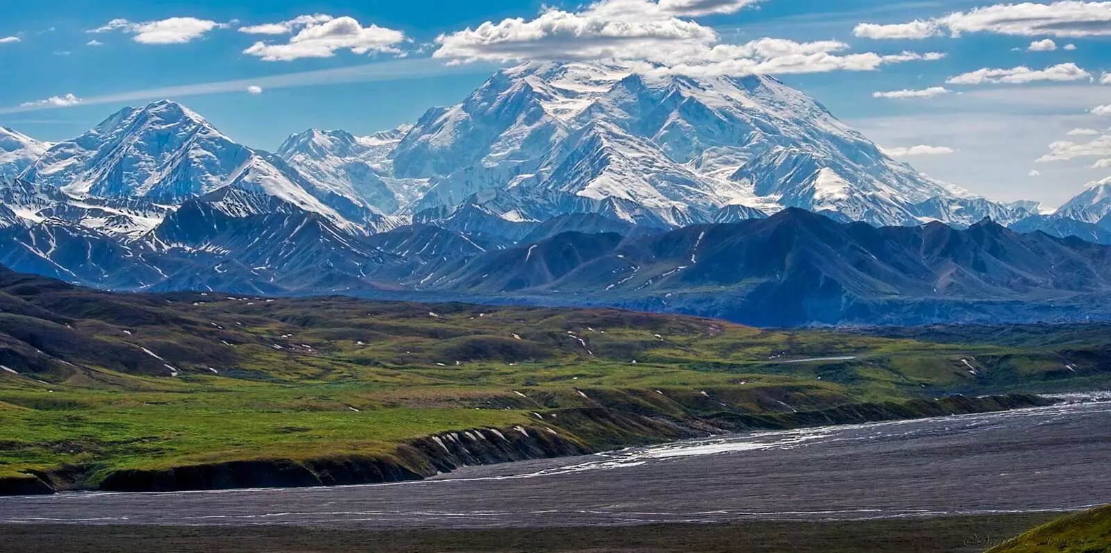 Af hverju sumarið er besti tíminn til að fara til Alaska