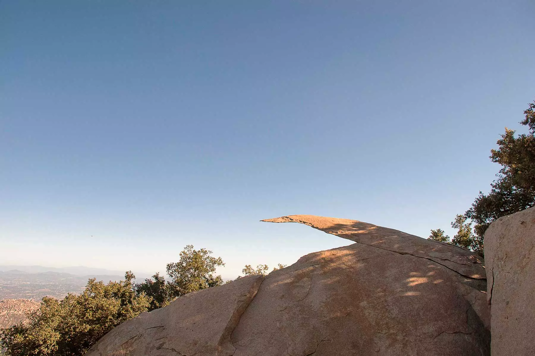 Potato Chip Rock, Mount Woodson neďaleko San Diega v Kalifornii