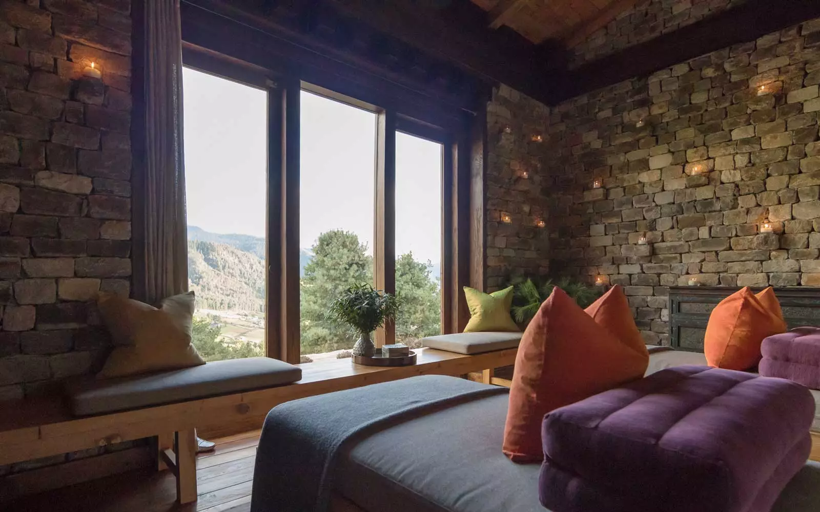 Raum mat Vue op Gangtey Lodge zu Bhutan