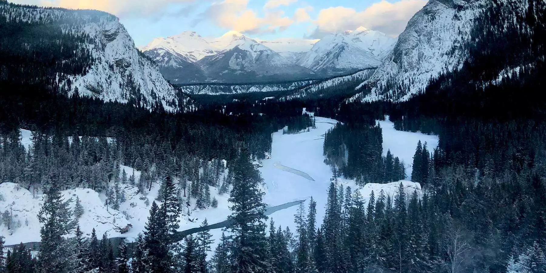 Alberta in the Winter kevés a tömegben, de sok a tökéletes kilátás és a havas kalandok