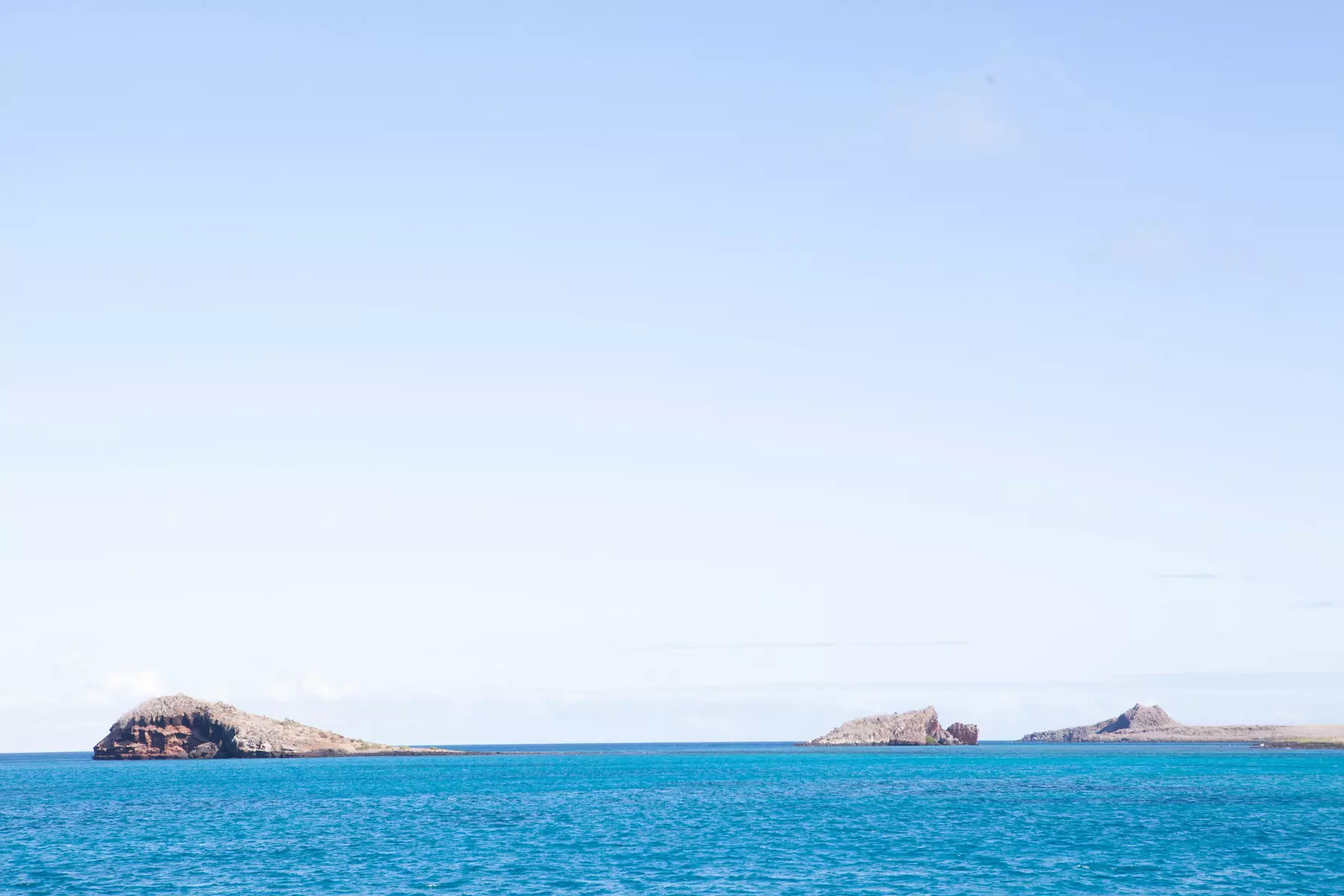 Pemandangan pulau dari Kepulauan Galapagos